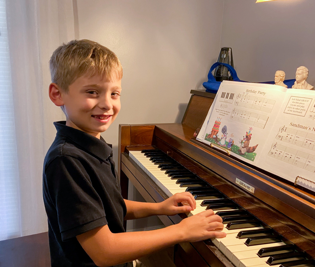 Piano Lessons – Joyful Noise Piano Studio